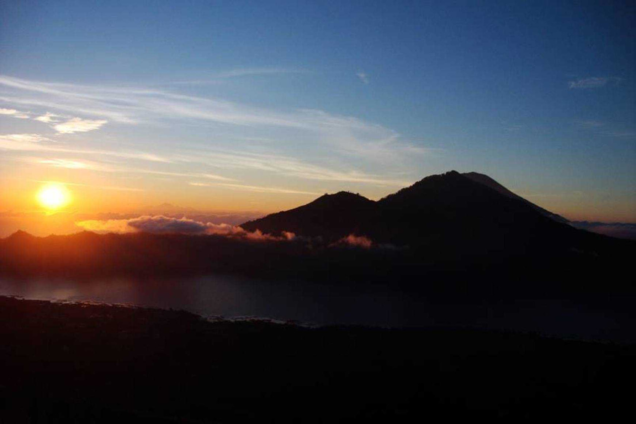 Bali Volcano Tour - Mount Batur Trekking - Como Bali Tour